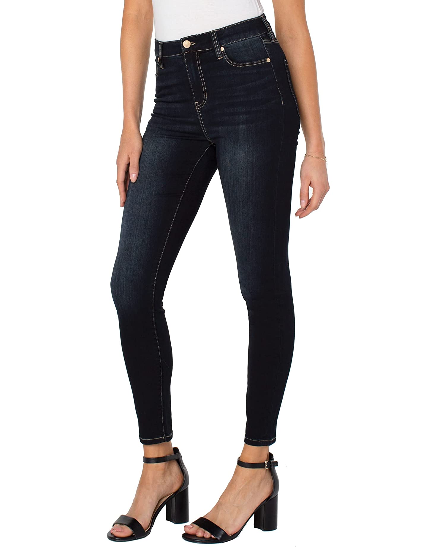 Clothing – 3 Graces